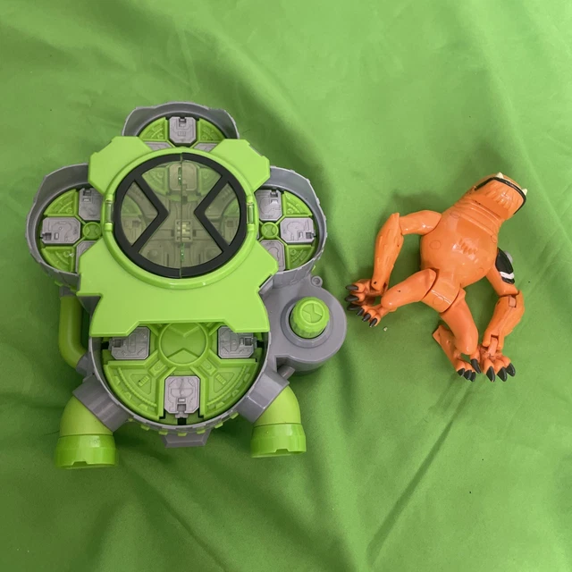 BEN 10 DELUXE Creation Chamber for Creation Figures Playmates+ Wildmutt ...