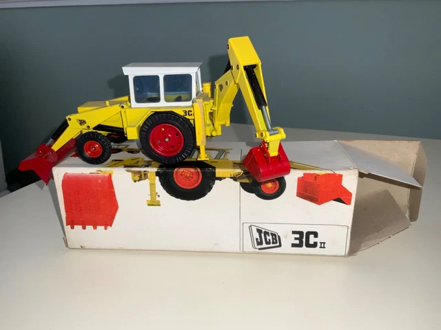 RARE VINTAGE NZG JCB 3C Mk11 Excavator Loader New In Box £199.99 ...