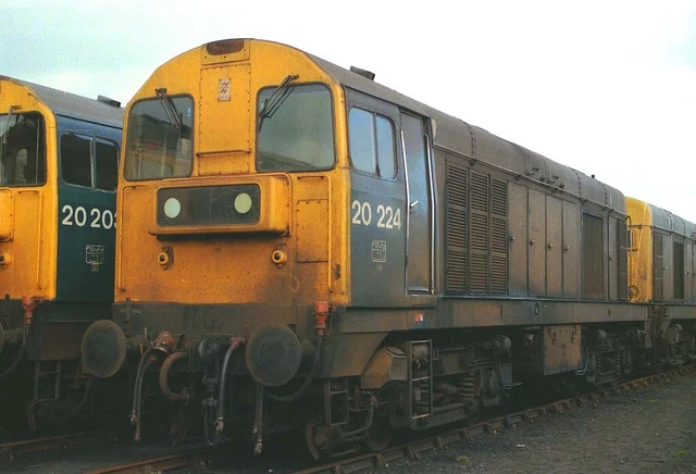 CLASS 20 NO 20224 in blue £1.20 - PicClick UK