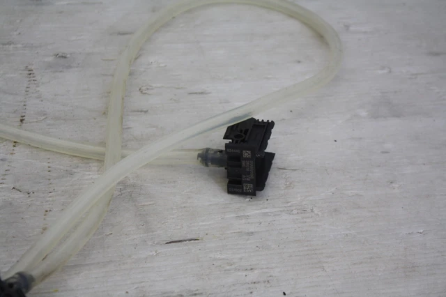 VW TIGUAN FRONT Bumper Crash Impact Sensors 5NA959109B Genuine £100.00 ...