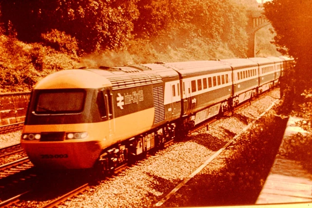 1976 BRITISH RAIL BR Diesel HST 125 Loco Railway 253003 Slide Ref 341 £ ...