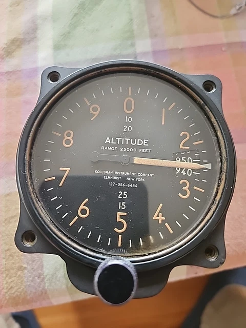 WW2 MILITARY AIRCRAFT Altimeter Indicator Instrument Kollsman 127-056 ...