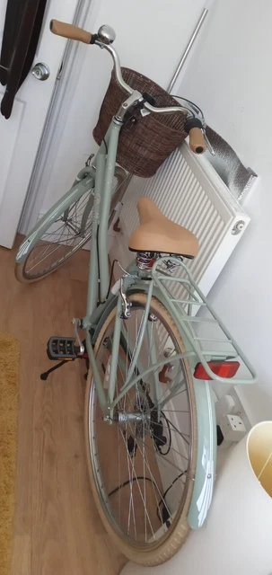 PENDLETON SOMERBY LADIES bike 17” Green/ grey with basket and stand ...