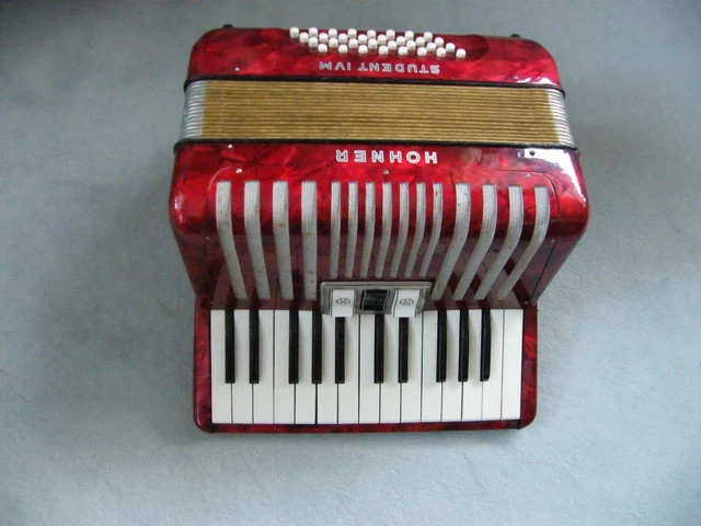 HOHNER STUDENT IV M Akkordeon EUR 1,00 - PicClick DE