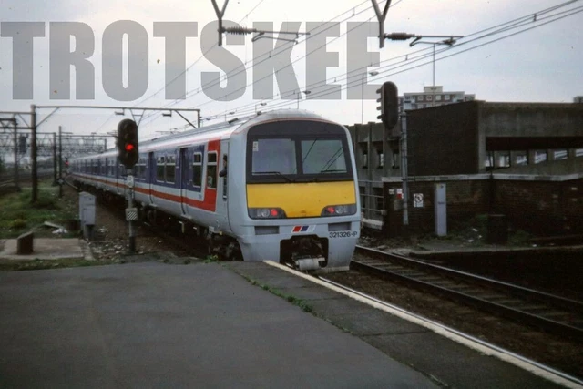 35MM SLIDE BR British Rail EMU Class 321 321326-P 1989 Original £4.98 ...