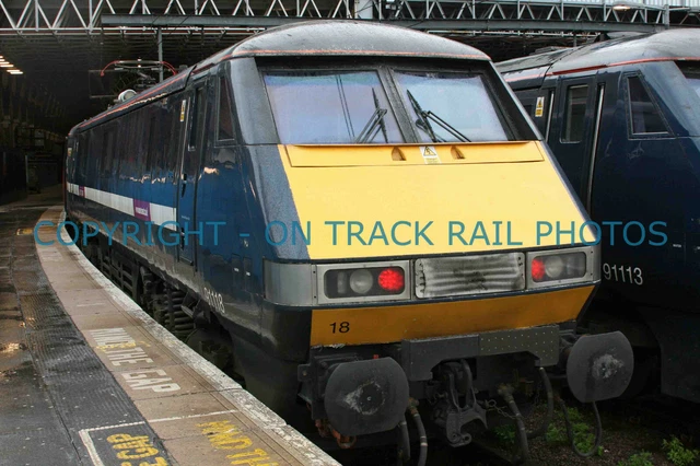 UK RAILWAY PHOTOGRAPH Of Class 91 91118. Rm91 (124) £1.70 - PicClick UK