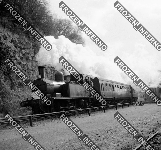 OLD NEGATIVE.BRITISH RAILWAY Steam Locomotive.No.1472.....#001 £2.50 ...
