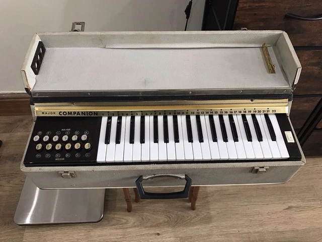 VINTAGE SELMER COMPANION 49 Reed Organ with Case Electronic Working ...