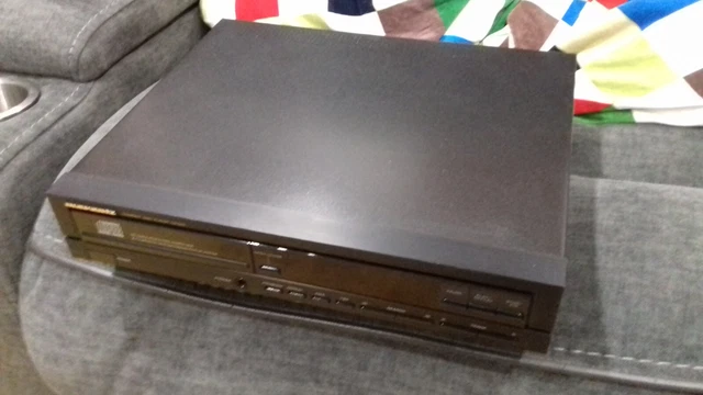 MARANTZ CD583 COMPACT disc player swing arm laser / TDA 1541 chip £50. ...