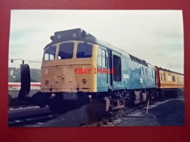 PHOTO BR Class 25 25083 £1.50 - PicClick UK