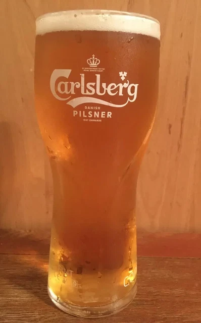 CARLSBERG***OFFICIAL PINT GLASSES***BRAND New***Collectable/Home Bar ...