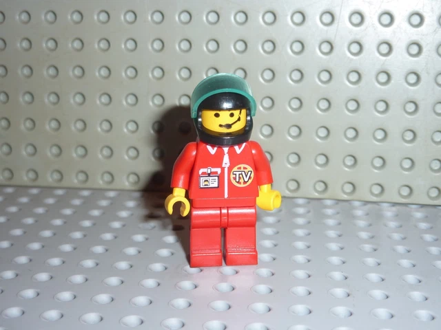 MINIFIG LEGO PILOTE Cameraman avec logo tv pour set 4063) EUR 1,99 ...