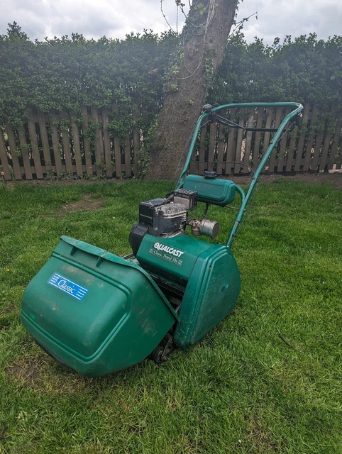QUALCAST CLASSIC 35S Self Propelled Petrol Lawnmower - SEE VIDEO £60.00 ...