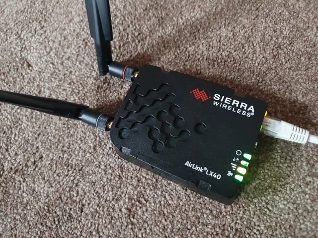SIERRA WIRELESS AIRLINK LX40 LTE Router £300.00 - PicClick UK
