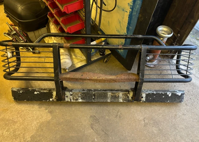 LAND ROVER TREASURE! Defender Front Bull/Nudge Bar With Bumper £100.00 ...