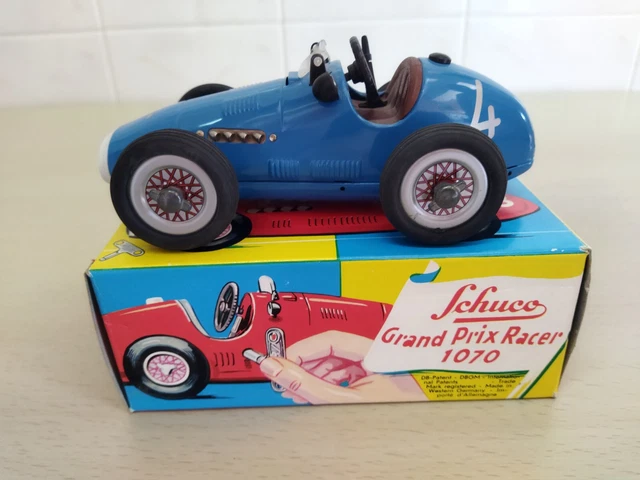 SCHUCO & FERRARI Grand-Prix-Racer 1070 " BLUE Version (PV036/080/24F ...