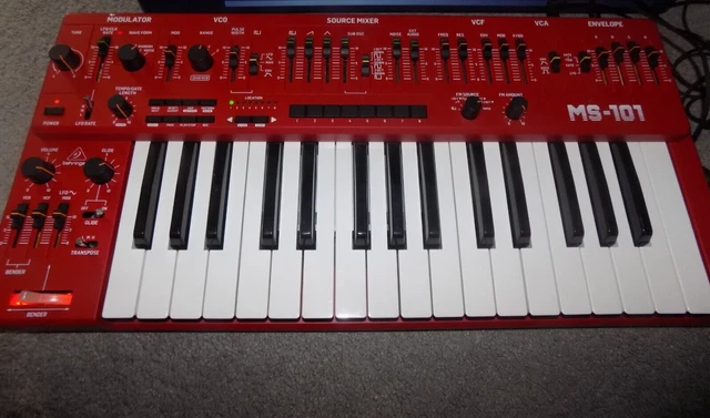 BEHRINGER MS-101 MONOPHONIC Synthesizer in Red £149.99 - PicClick UK