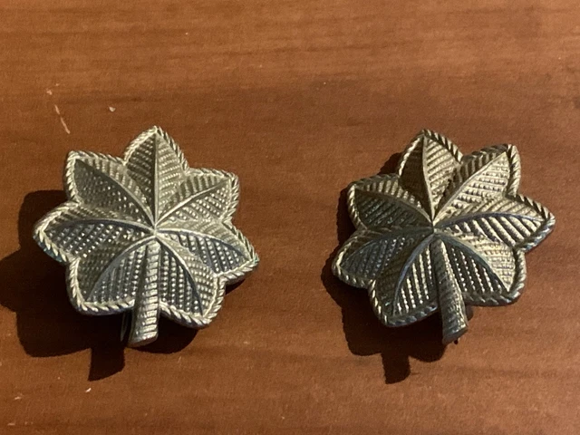 ORIGINAL WWII SHOULDER Size Full Bird Colonel Insignia Pair - Meyer ...