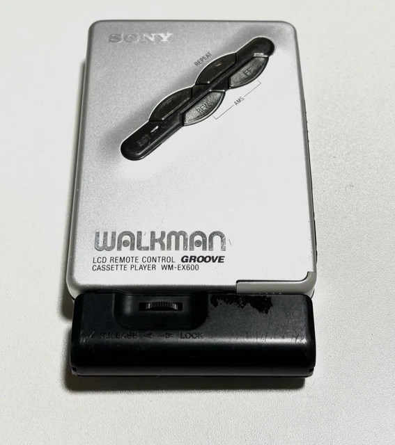 SONY WALKMAN CASSETTE player WM-EX600 operation confirmed with battery ...
