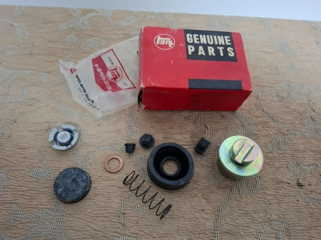 NOS TOYOTA トヨタ FRONT WHEEL CYLINDER KIT LandCruiser FJ40 BJ40 # 04473 ...