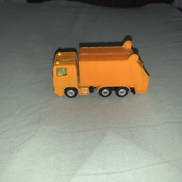 SIKU 0811 - Müllwagen Müllauto Maßstab 1:55 Müllabfuhr Orange EUR 3,25 ...