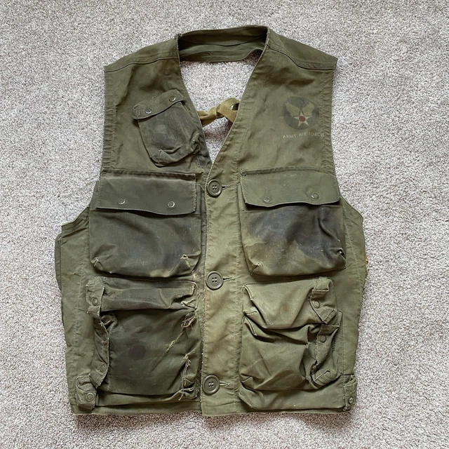 WWII US ARMY AIR FORCE EMERGENCY SUSTENANCE VEST C-1 W/ HOLSTER ...