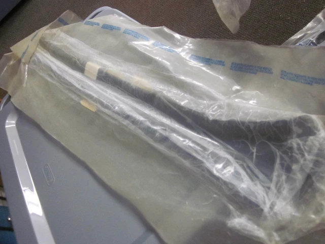 NOS GM REVEAL Molding Chevrolet Silverado Cadillac Escalade 15291274 ...