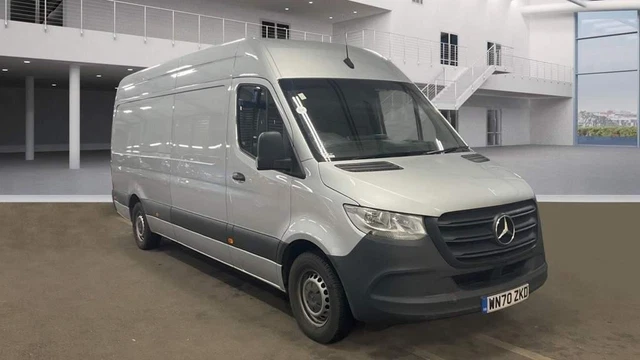 2020 MERCEDES-BENZ SPRINTER 2.1 314 CDI Progressive RWD L3 H2 Euro 6 (s ...