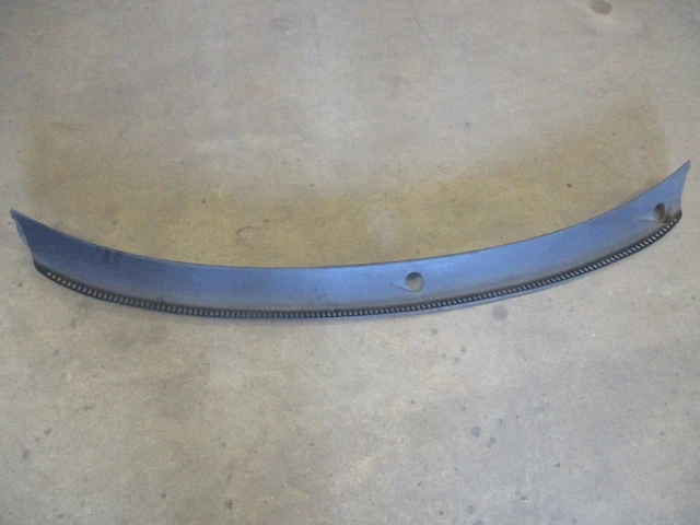 WASSERABWEISER ABDECKUNG WASSERKASTEN VW Passat 3BG 3B1819415E ...