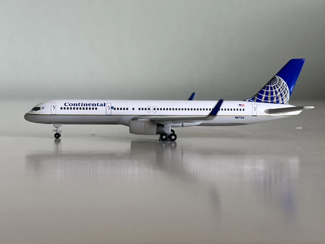HERPA WINGS 1:500 Continental Airlines Boeing 757-200 winglets 510271 ...
