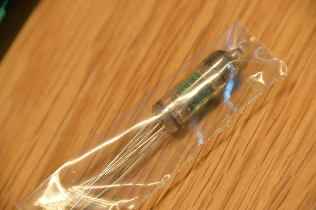 PHILIPS ECG JAN-6111WA Subminiature Dual Triode Tubes 10-Pack New $482. ...