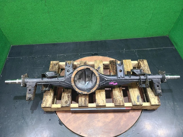 TOYOTA LANDCRUISER REAR Diff Housing 80 Series, Disc Brake Type, Non ...