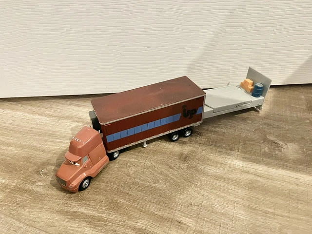 DISNEY PIXAR AUTOS Oliver Lightload Schlepper LKW Druckguss 1:55 (V ...