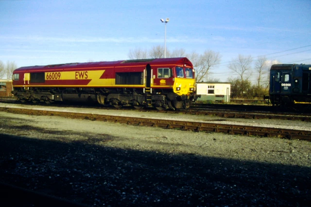 35MM RAILWAY SLIDE - Class 66 66009 at Dee Marsh Yard c1998 +Copyright ...