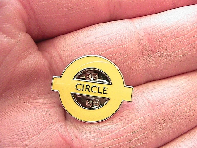 CIRCLE LINE LONDON Underground Railway Station Pin Badge Tfl Transport ...