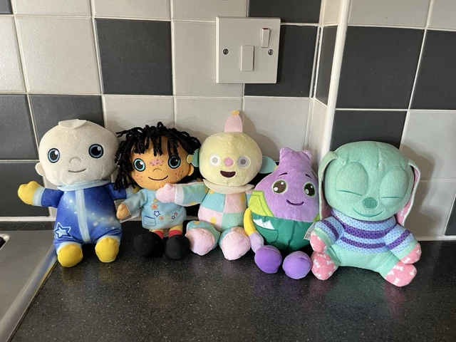 CBEEBIES MOON AND Me Plush Bundle Dibillo, Colly, Pepi, Nana & Onion 8 ...