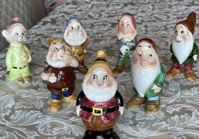 DISNEY ENESCO SEVEN Dwarves Figures. original labels. Complete. No ...