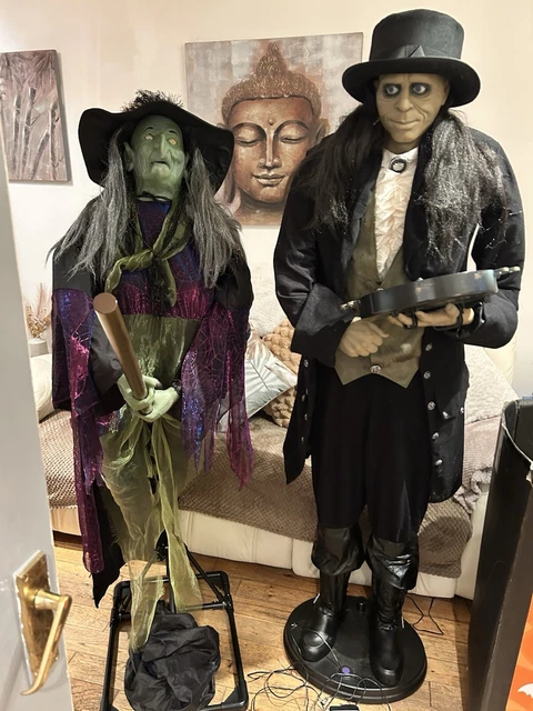 VINTAGE 6 FOOT Gemmy Halloween Animated Creepy Butler & witch Sound ...