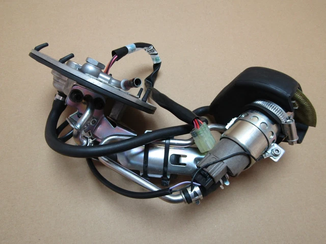 TRIUMPH ROCKET 3 GT 2021 petrol fuel pump (9536) £179.00 - PicClick UK