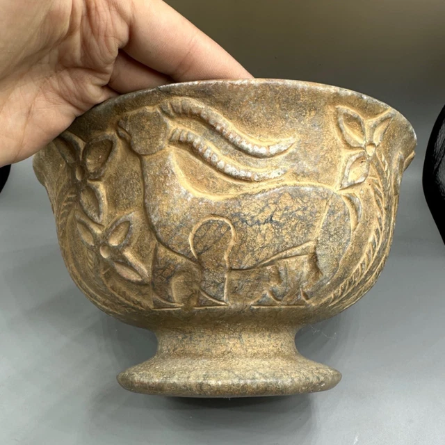ANCIEN VASE EN pierre chlorite de la civilisation Jiroft du Proche ...