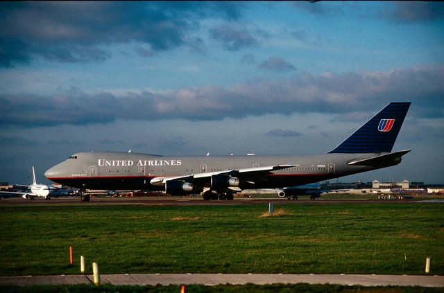 35MM SLIDE OF Boeing 747-238B of United Airlines EUR 1,75 - PicClick IT