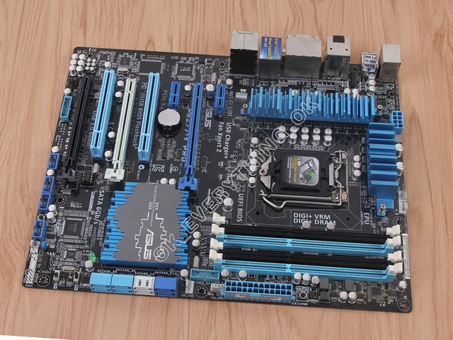 ASUS P8Z77-V PRO LGA 1155 Motherboard Intel Z77 DDR3 HDMI & SATA & USB 3.0 & VGA EUR 171,25 ...
