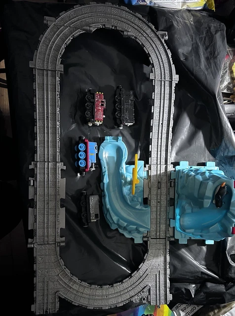 THOMAS THE TANK Engine Track With 4 Diecast Thomas And Friends £7.99 ...