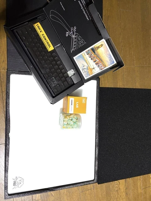 WOOTING 60HE CUSTOM Mechanical Keyboard + Skypad 3.0 Glass Mouse Pad ...