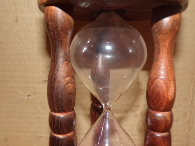 ANCIEN SABLIER SOCLE en bois 15 minutes ( 24 cm haut et 11 cm large ...