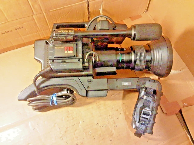 PANASONIC F10 CCD Video Camcorder + AG-B640 PSU + 12V BATTERY + GRIP + MIC/LENS £225.00 ...