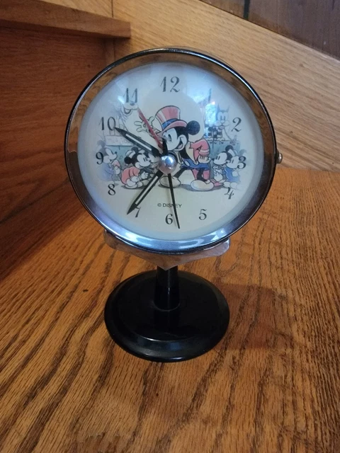 VINTAGE DISNEY MICKEY Mouse Pedestal Alarm Clock Walt Disney Parks $20. ...