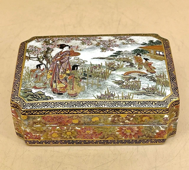 IMPORTANT JAPANESE MEIJI Satsuma Box By Ryozan Okamoto £1,272.84 ...
