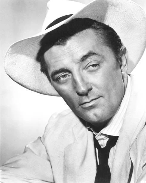 AMERICAN ACTOR ROBERT Mitchum wearing a wide-brimmed fedora 1950 Old ...