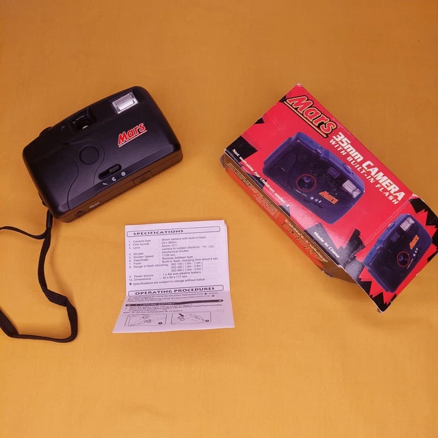 REUSABLE MARS BAR 35mm Film Camera With Built In Flash New In Box £31. ...